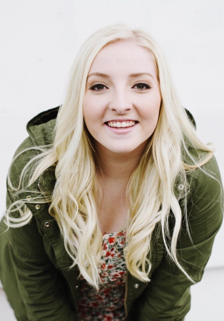 Andrea Schreck's Instagram, Twitter & Facebook on IDCrawl